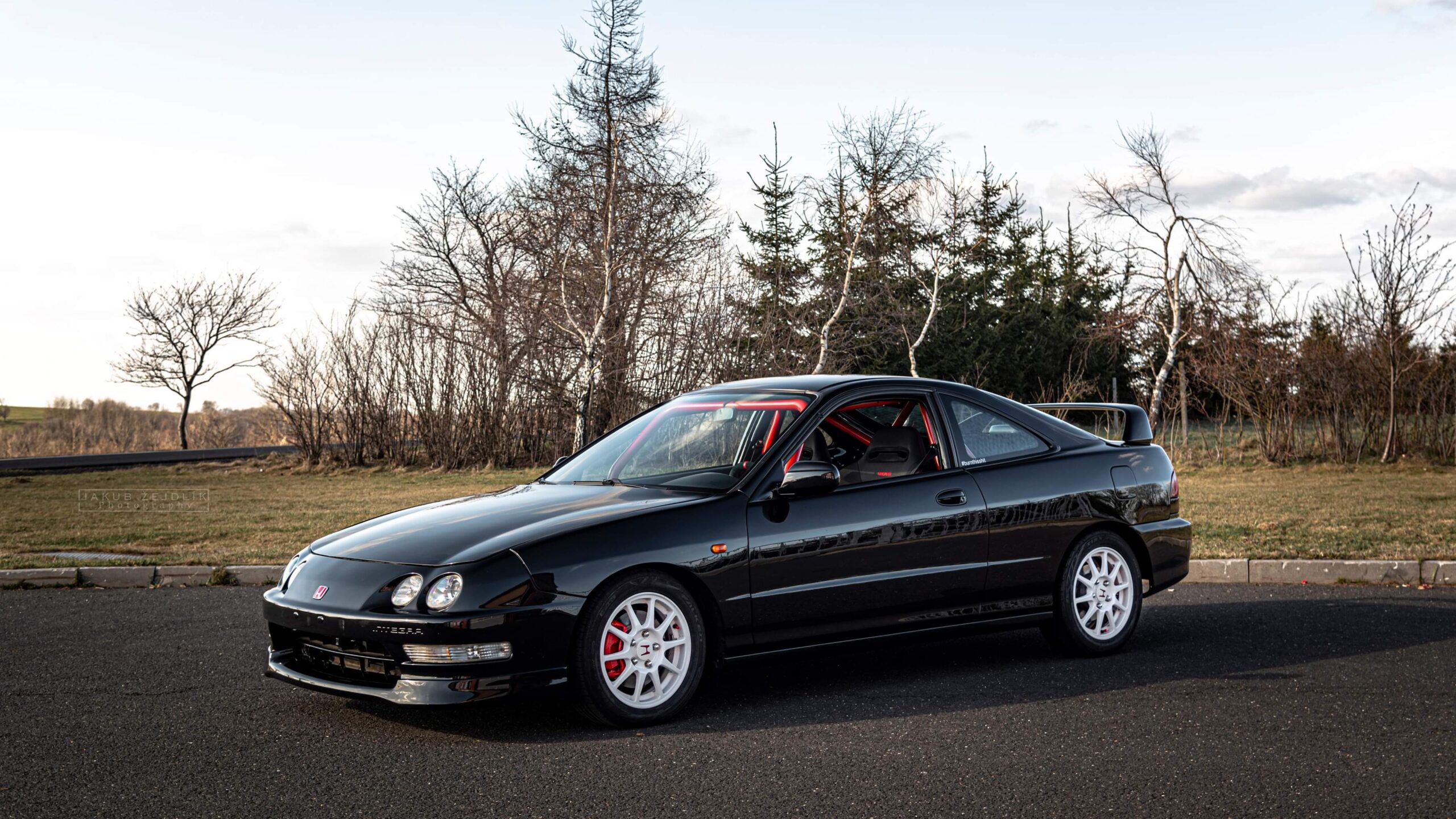 type R lightning